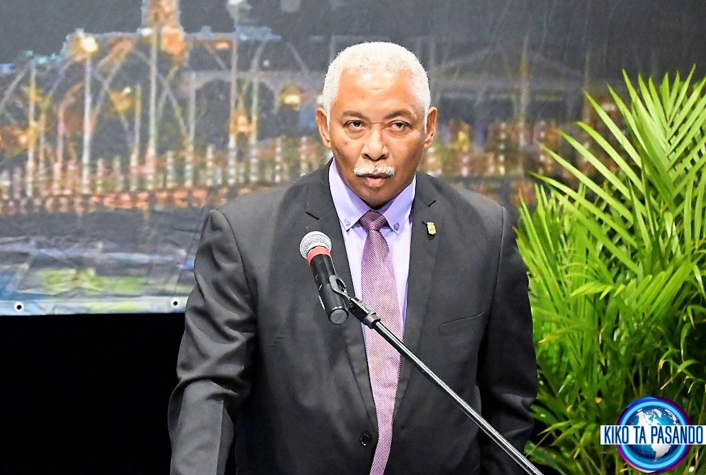 Menki Rojer E lokura di trahadó indokumentá – KIKO TA PASANDO