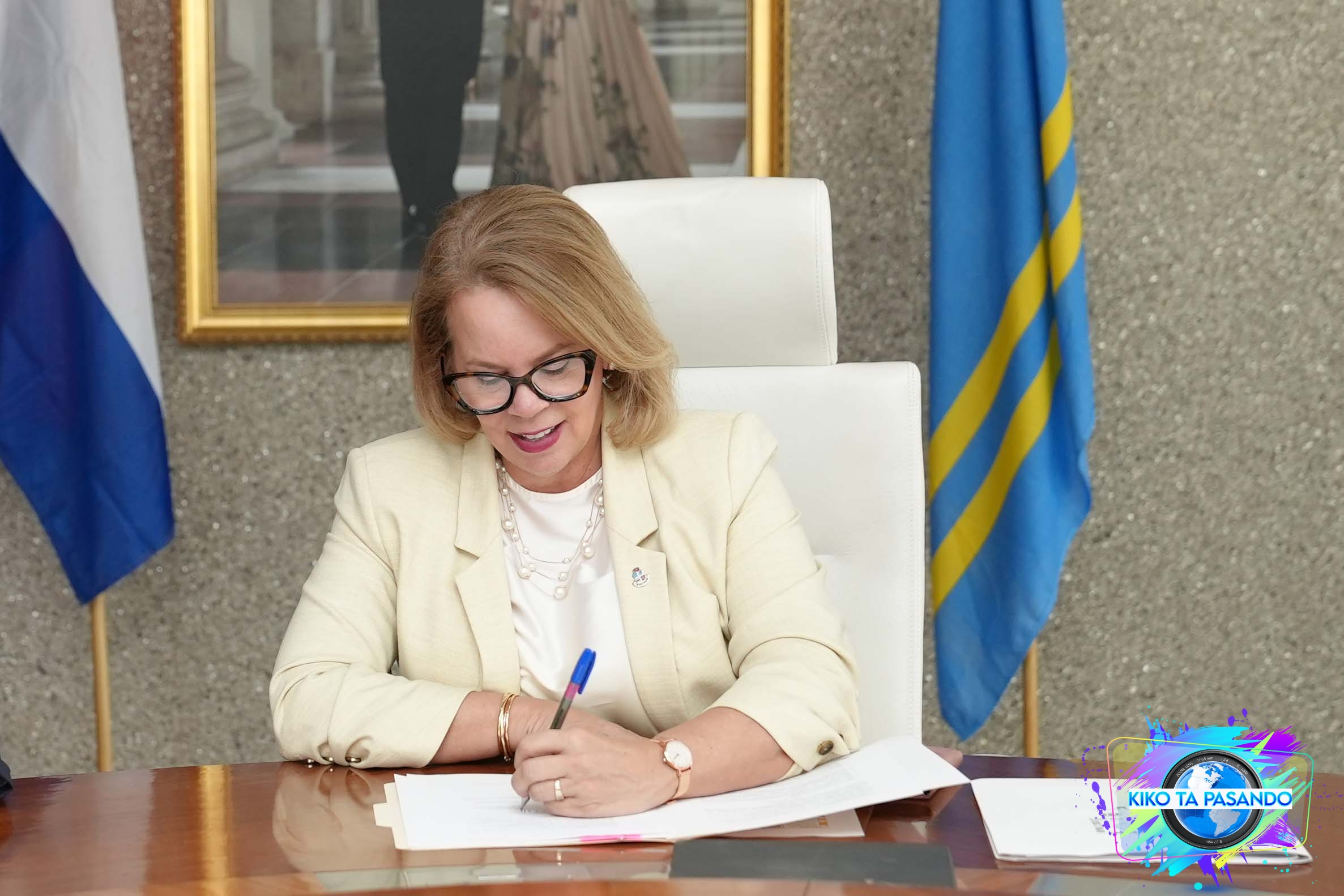 MP_Fundacion Autismo Aruba firma MB (6) – KIKO TA PASANDO