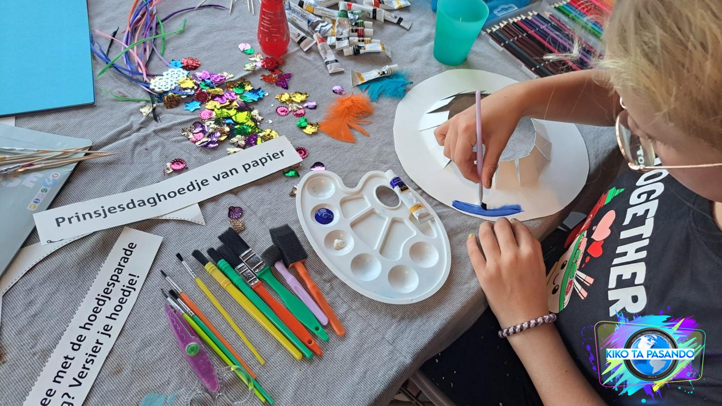 Prinsjesdag op school: knutsel een hoedje van papier – KIKO TA PASANDO