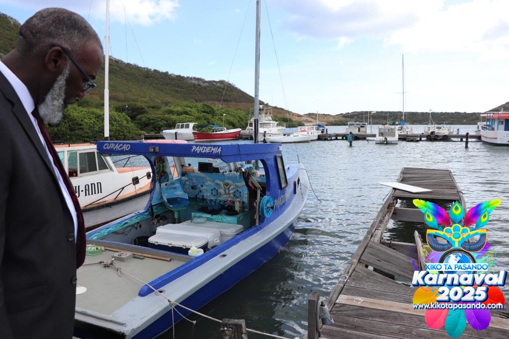 Despues di hopi aña den situashon deplorabel, A kuminsá drecha pirnan ...