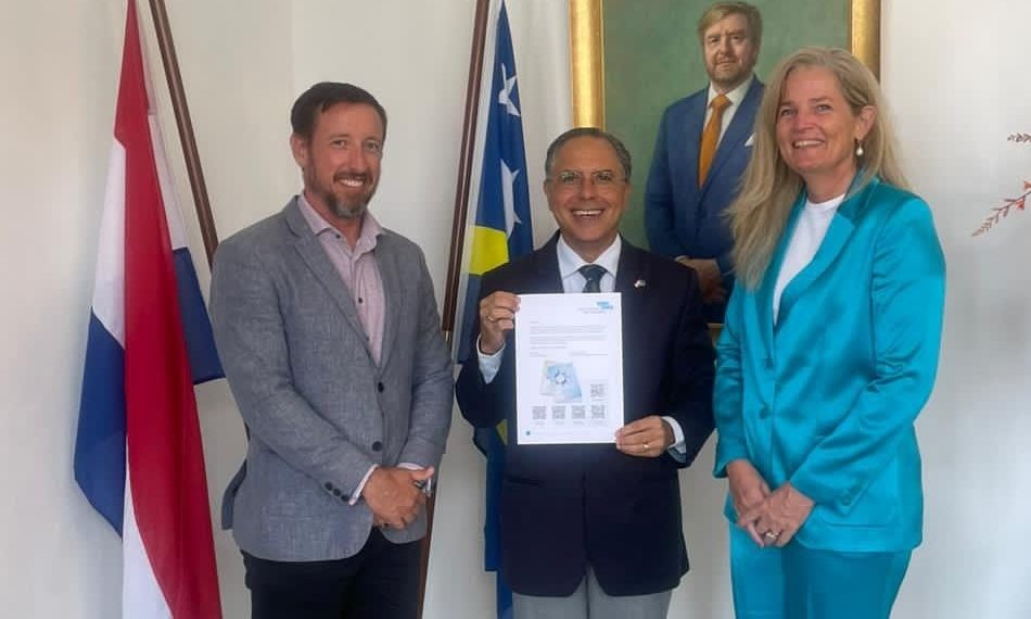 Jaarverslag Gemeenschappelijk Hof aangeboden aan Gouverneur – KIKO TA ...